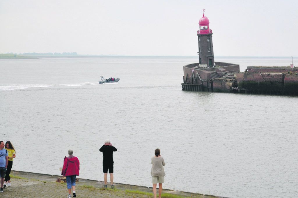 „Das Einbrechen der Nordmole ist ein Desaster“ - Oberbürgermeister Melf Grantz ist entsetzt ...