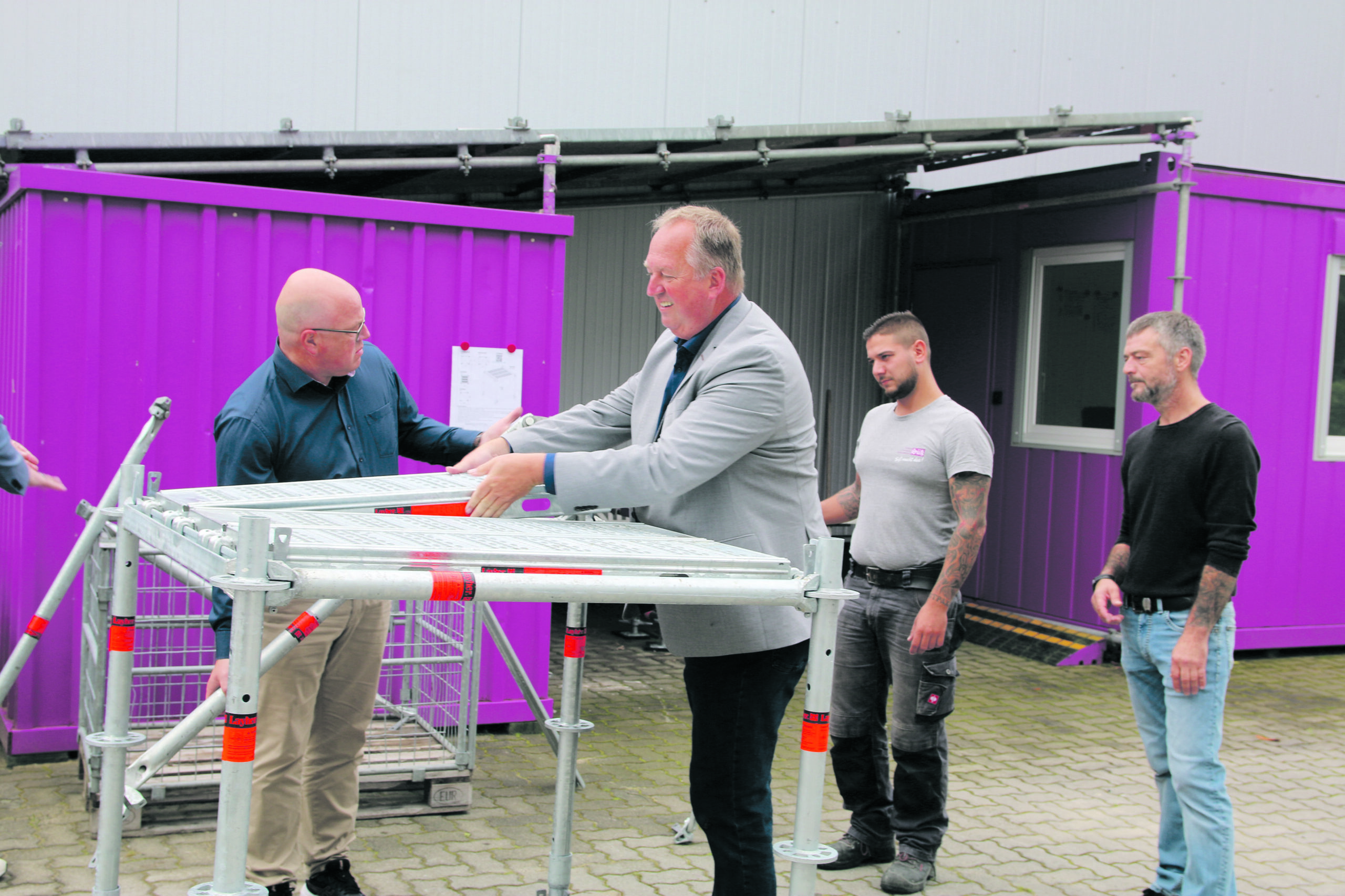 Ein Blick hinter die Kulissen - OB Santjer besuchte auf Sommertour die ...